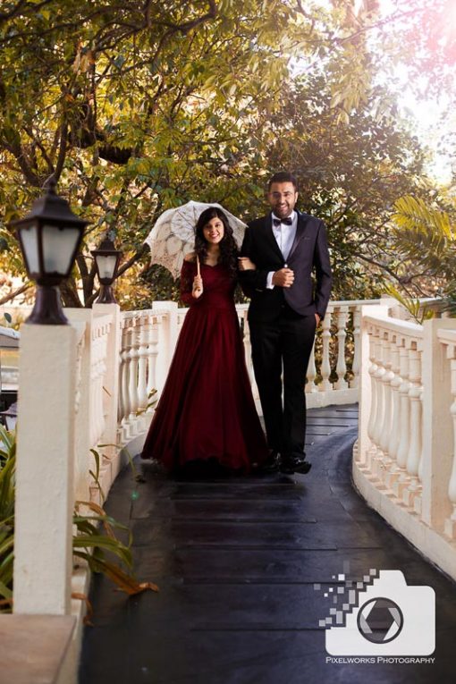 99 Poses for Pre Wedding Shoot! Ultimate Guide for Couples for 2020